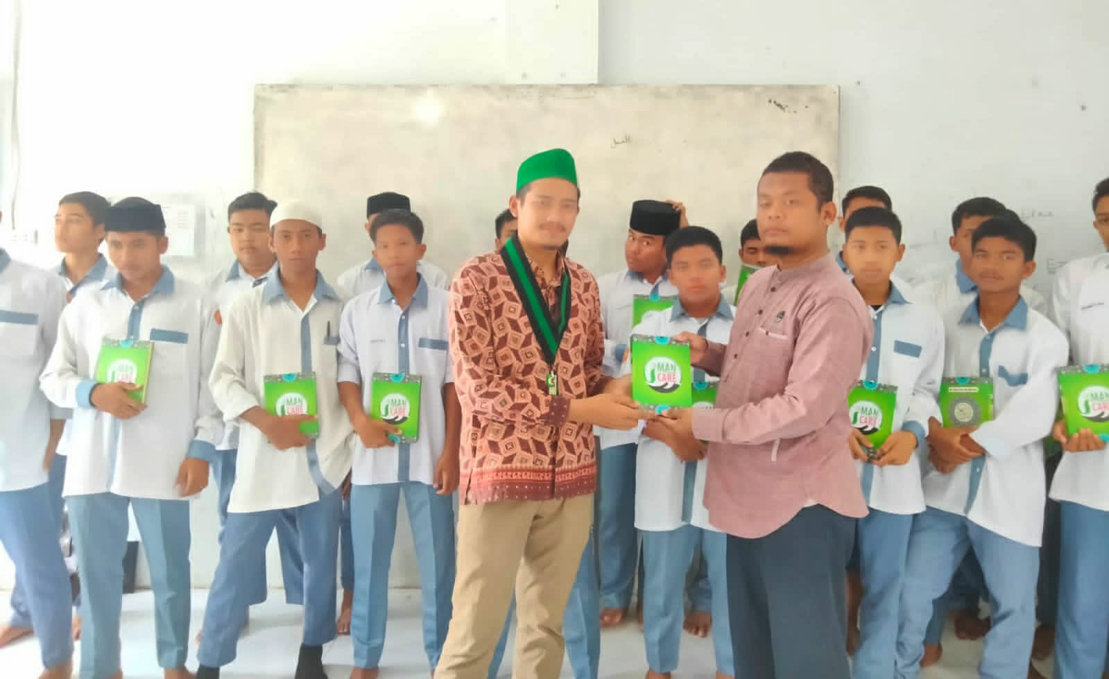 Tiga Amal Usaha Muhammadiyah Biruen Terima Bantuan Al-qur’an – Infomu